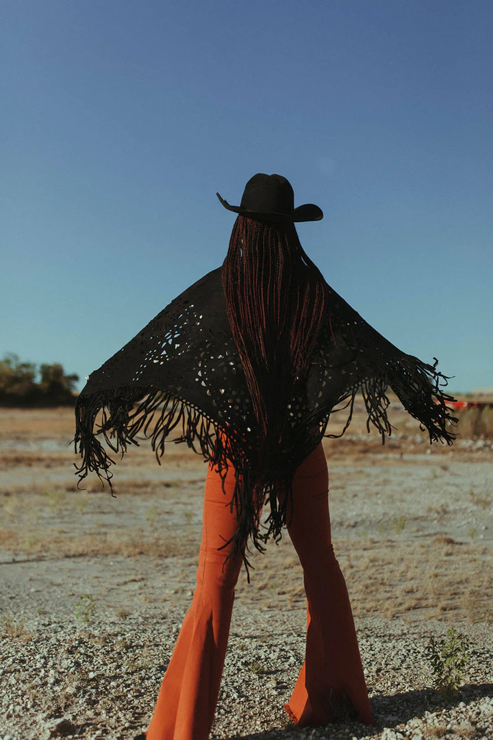 Dress Like A Dutton - Home Folk Style - COWGIRL Magazine