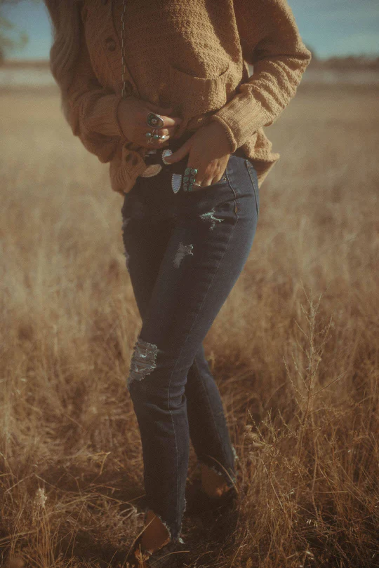 Dress Like A Dutton - Home Folk Style - COWGIRL Magazine