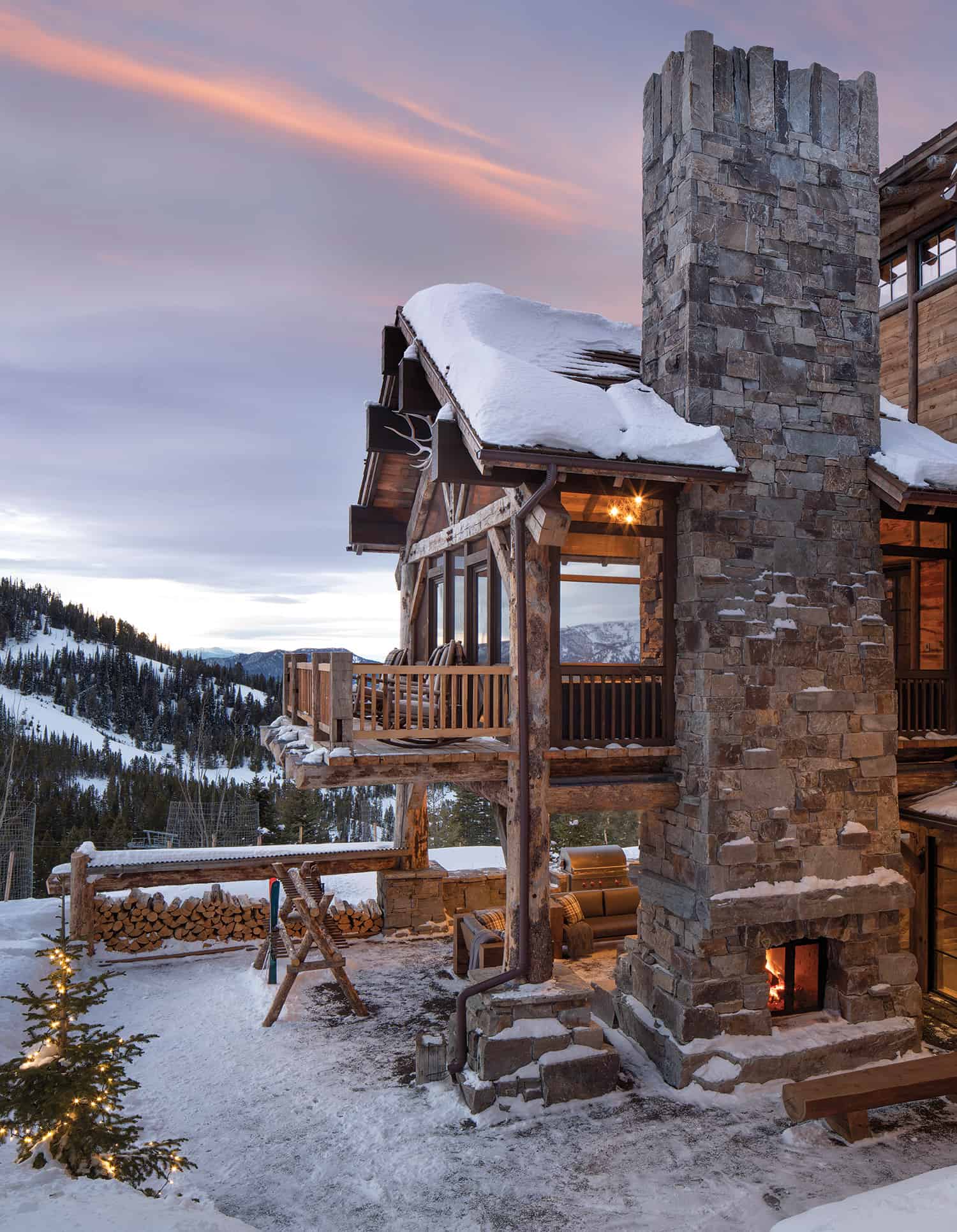 A Rustic Sanctuary In Big Sky Country - COWGIRL Magazine