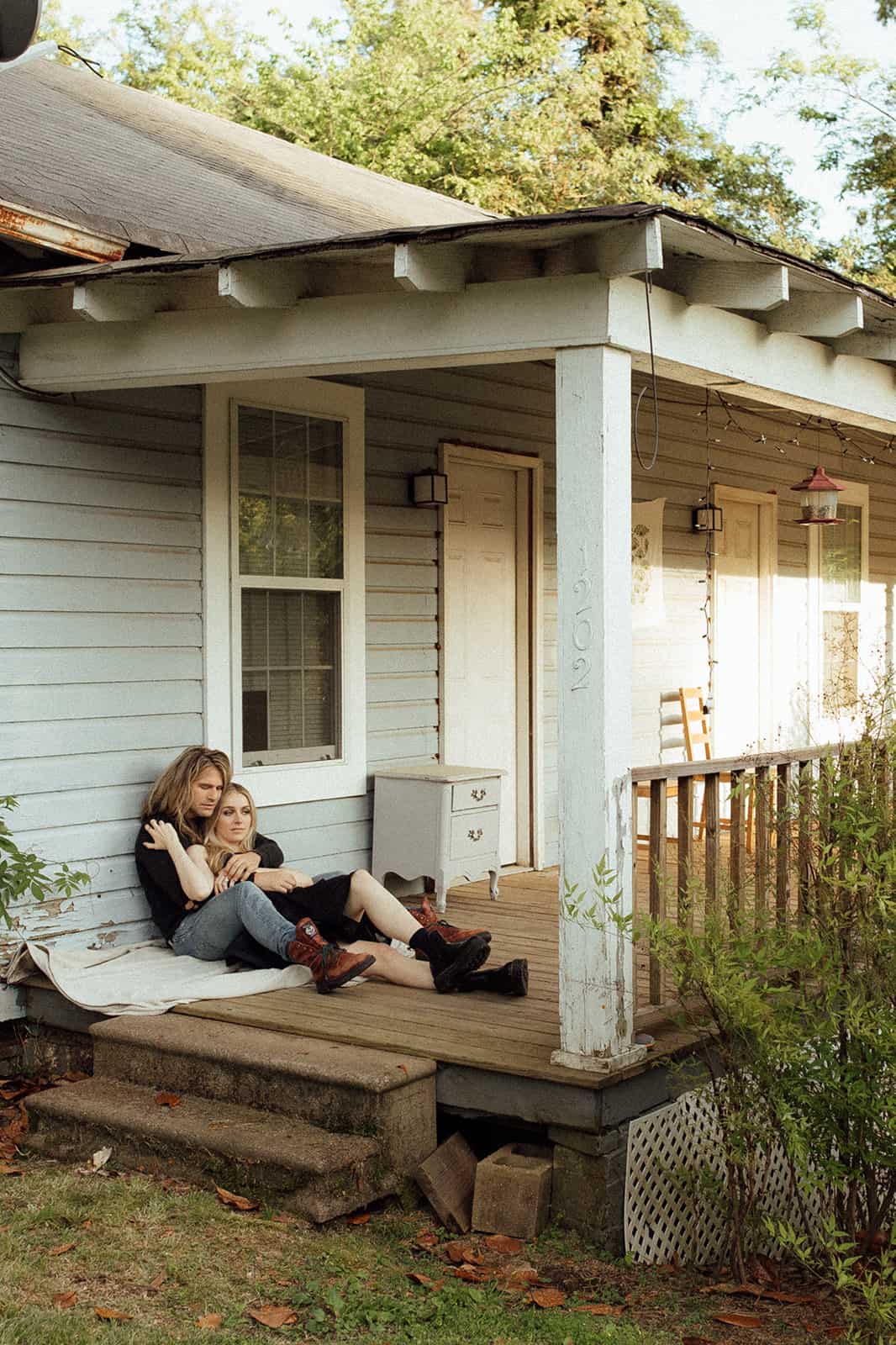 Reid Perry Of The Band Perry Engaged To Novelist Rae DelBianco ...