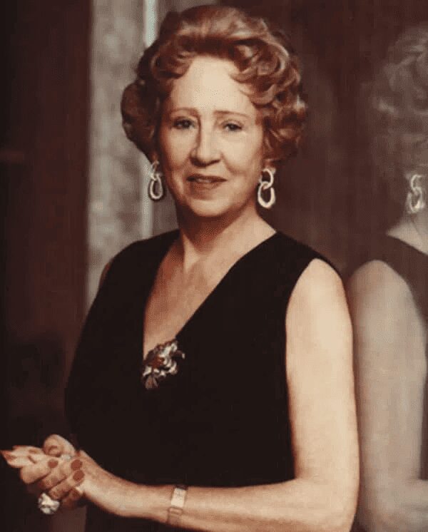 Celebrating Cowgirls: Anne Burnett - COWGIRL Magazine