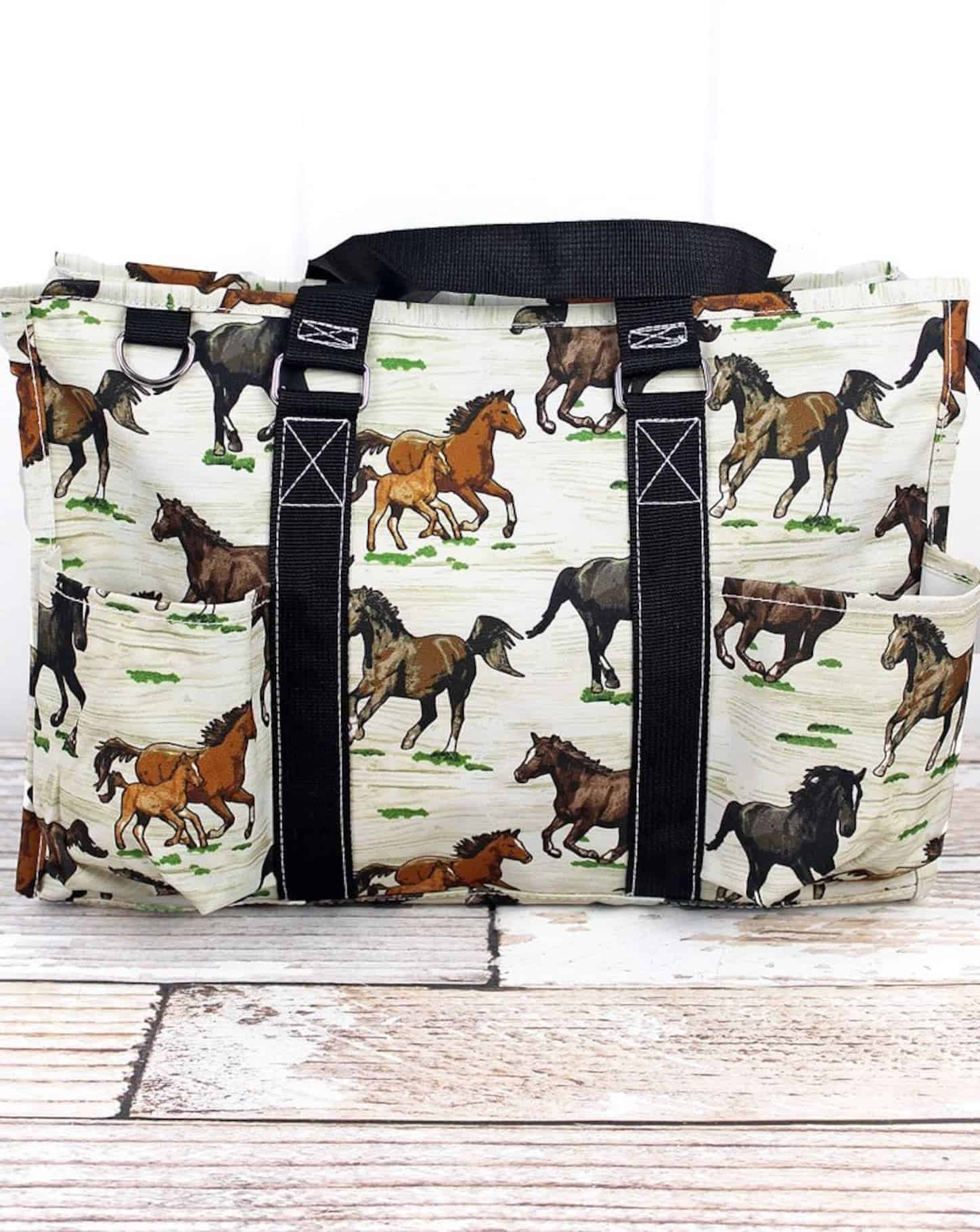 Stylish Yet Practical Barn Totes - COWGIRL Magazine