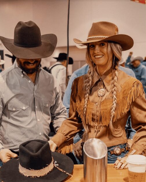 Lainey Wilson & Charlie 1 Horse Unveil Exclusive Hat Line In Las Vegas ...