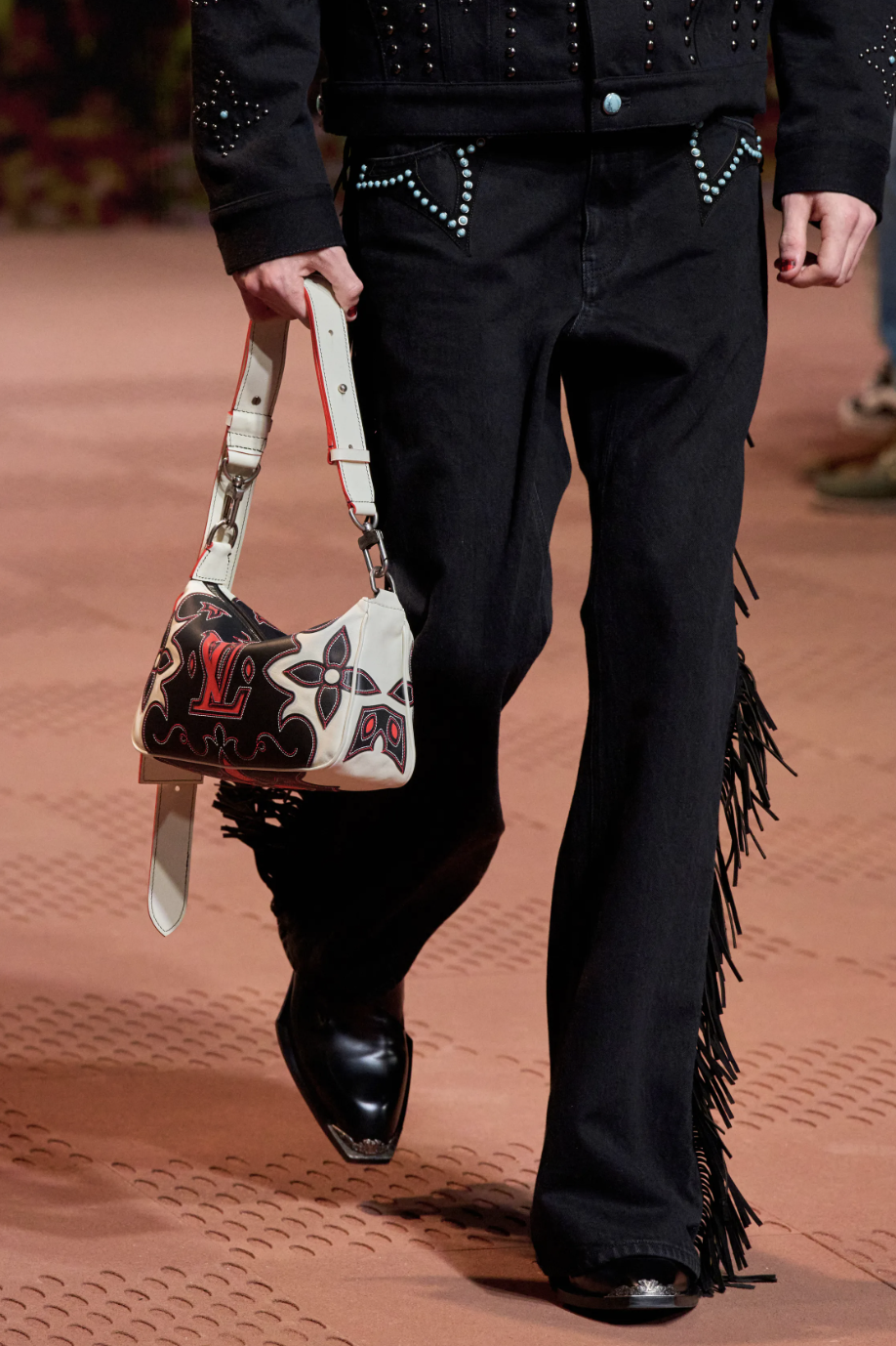 Western Influence: Louis Vuitton Goes West On The Runway - COWGIRL Magazine