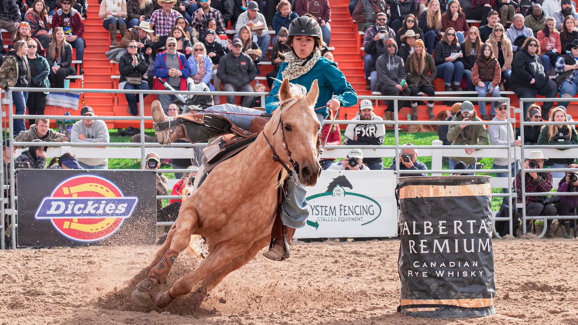 Attending Your First Rodeo? Here's What To Bring