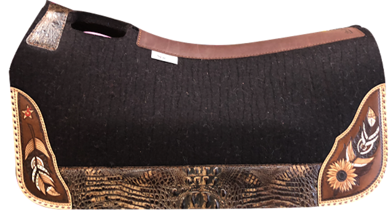 Performance Saddle Pads With Fall Vibes