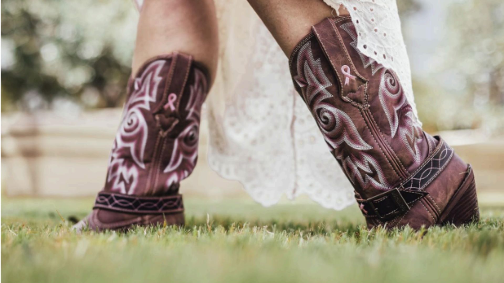 Durango® Boots Continues Fight Against Breast Cancer With Pink Ribbon Boots