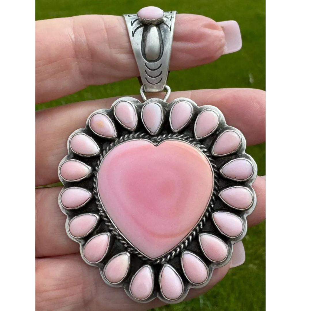 Fall In Love With Pink Conch Navajo Heart Jewelry
