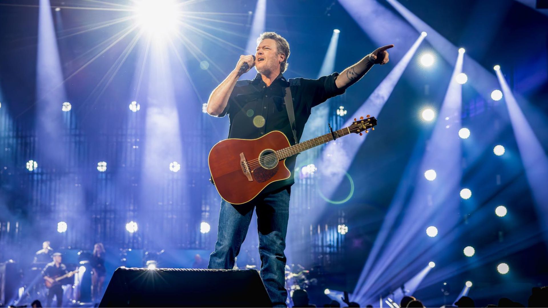 Blake Shelton To Host NBC’s Grand Ole Opry 100th Anniversary Special