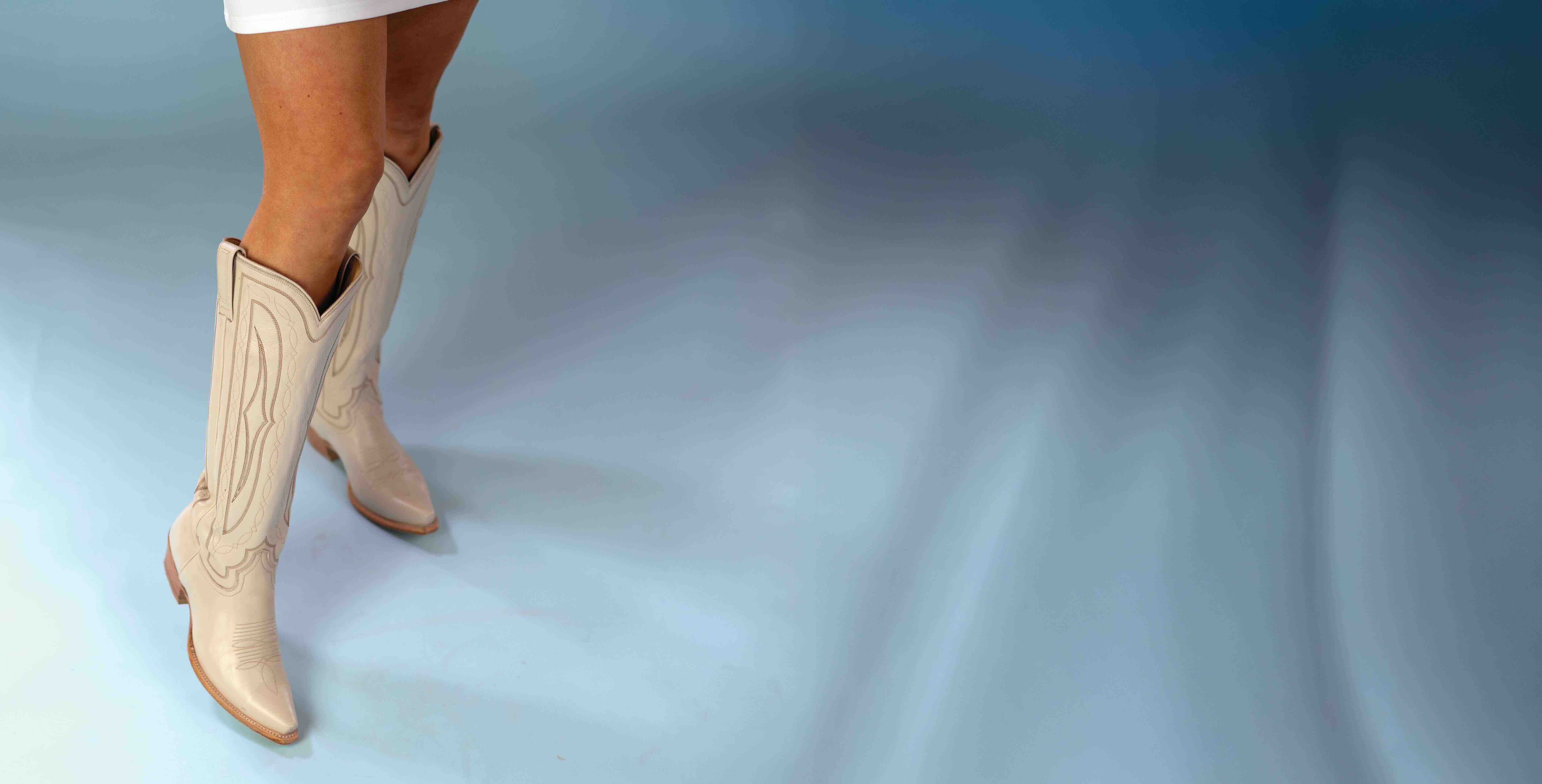 The Ultimate Western Boot Guide - COWGIRL Magazine